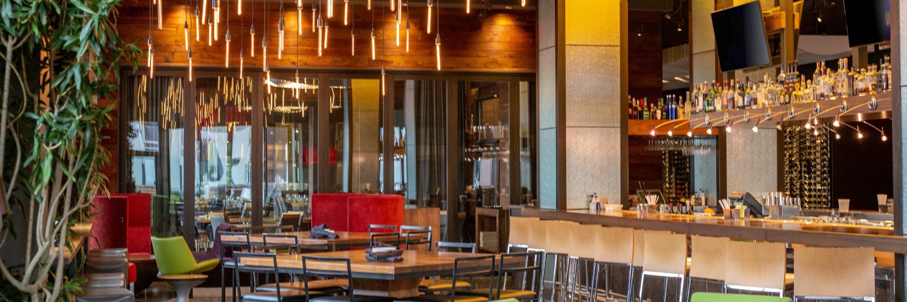 Best Restaurant in Louisville | 8Up Elevated Drinkery & Kitchen